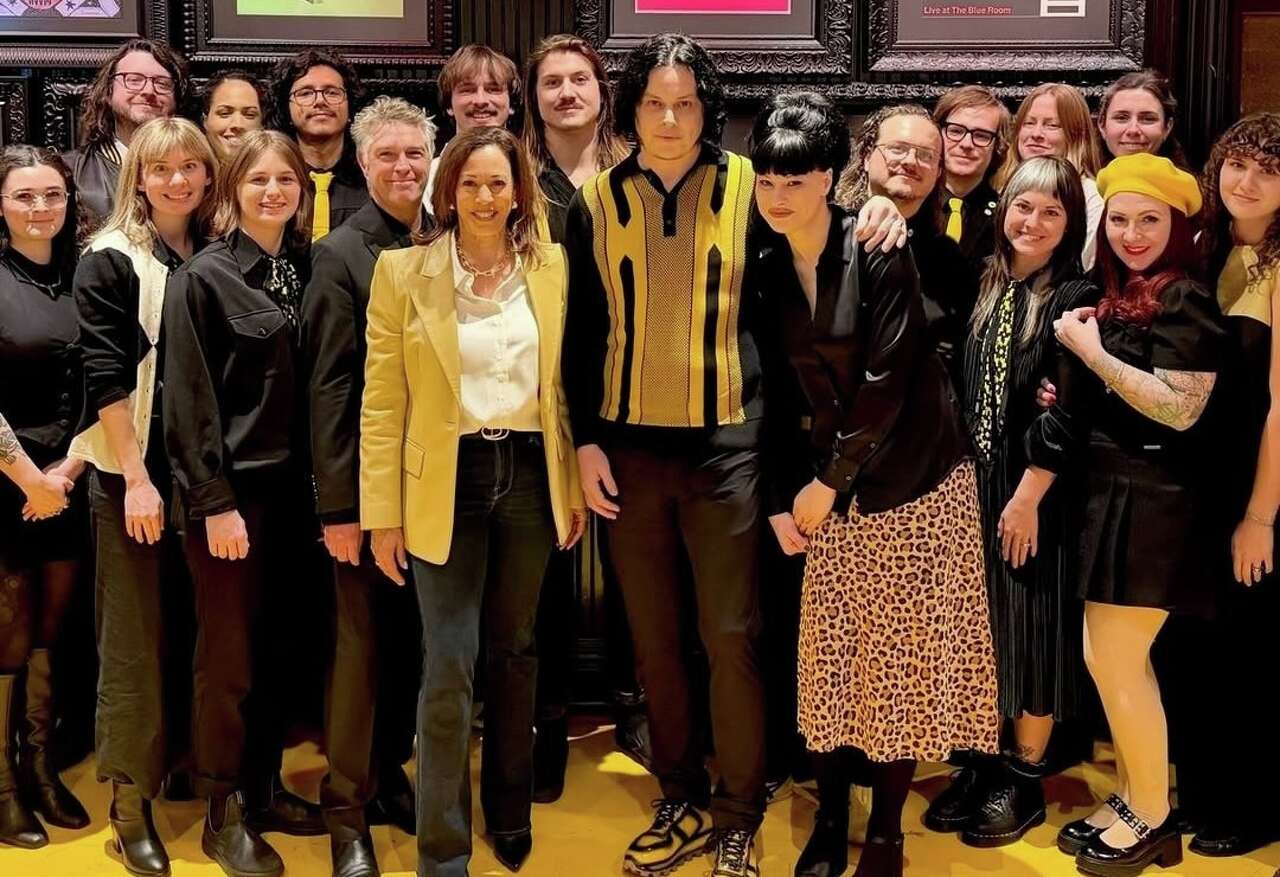 Kamala Harris makes surprise visit to Jack White's Third Man Records in ...