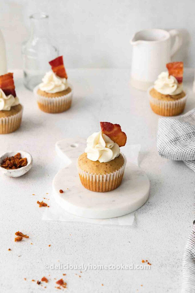 Maple bacon cupcakes