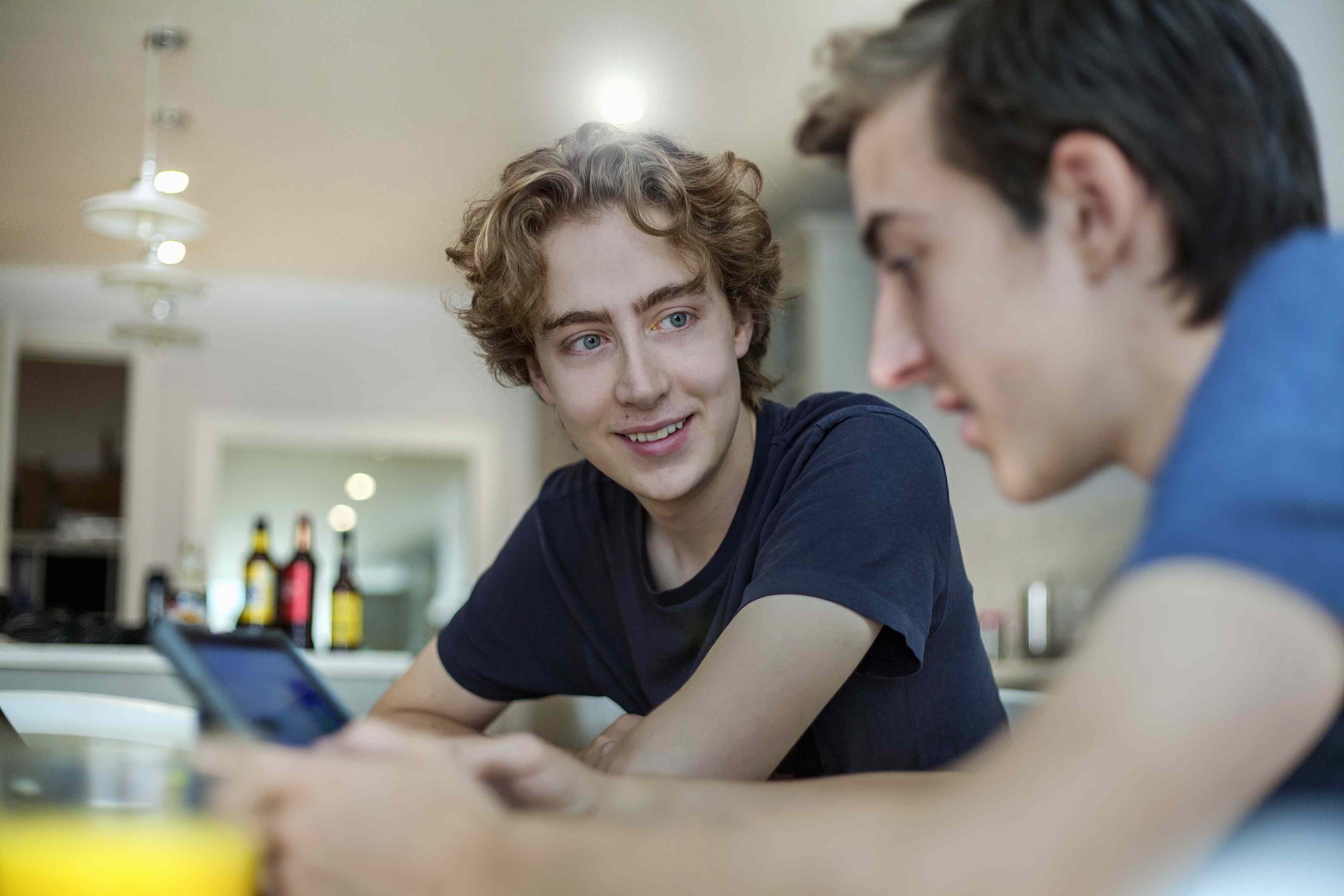 What Does ‘Mogging’ Mean? How This Slang Term Could Affect Your Child’s ...