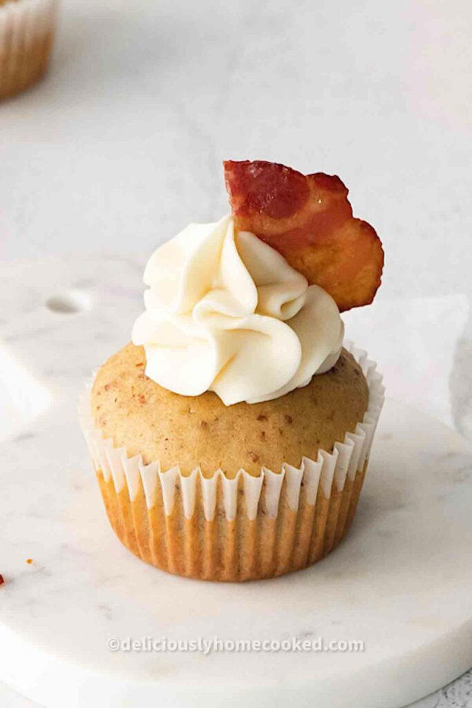 Maple bacon cupcakes