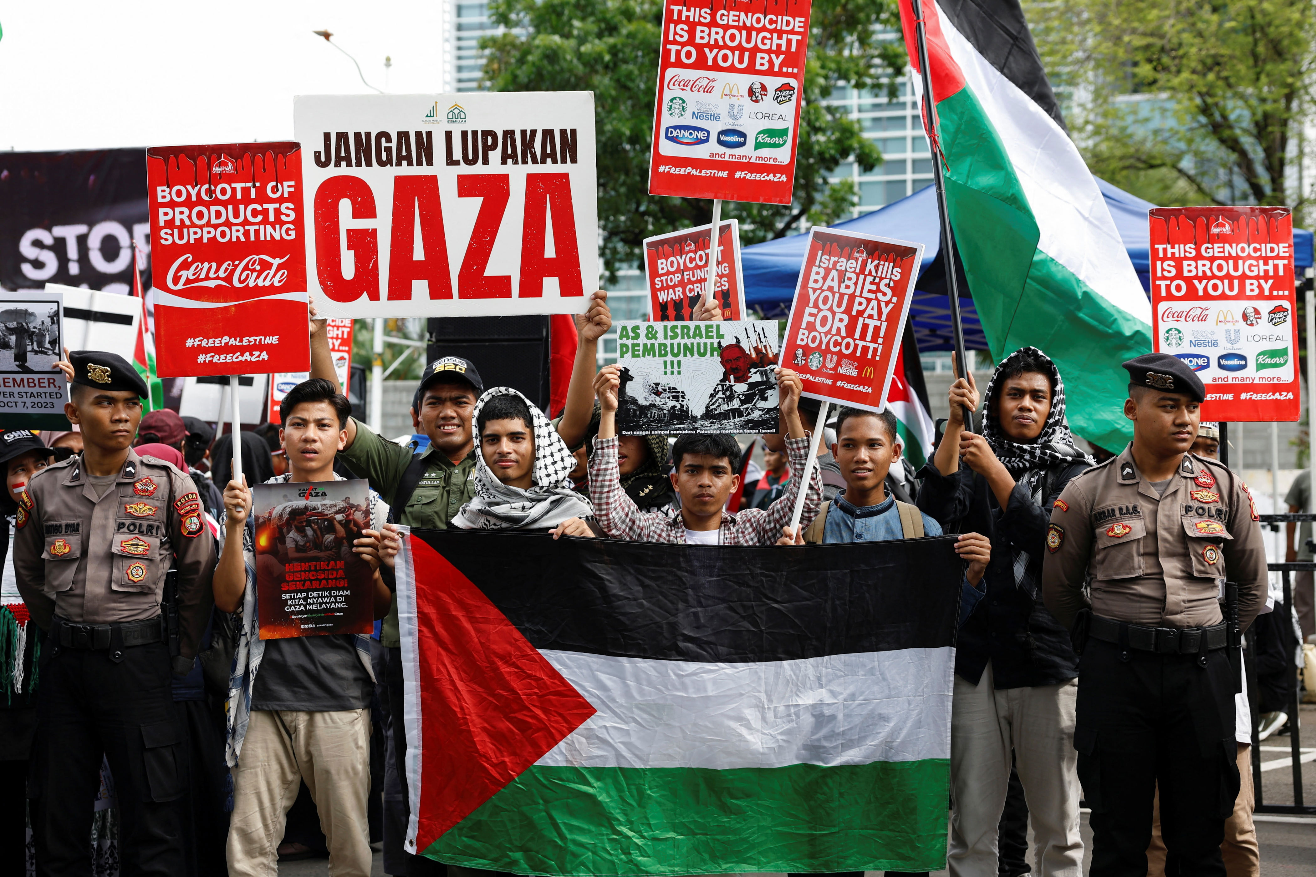 Indonesia walks a tightrope, emerging as key player in Gaza’s postwar ...
