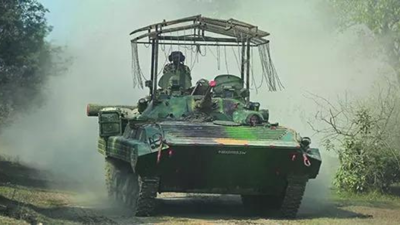 Ready to enter Pakistan, teach it a lesson: General Officer Commanding ...
