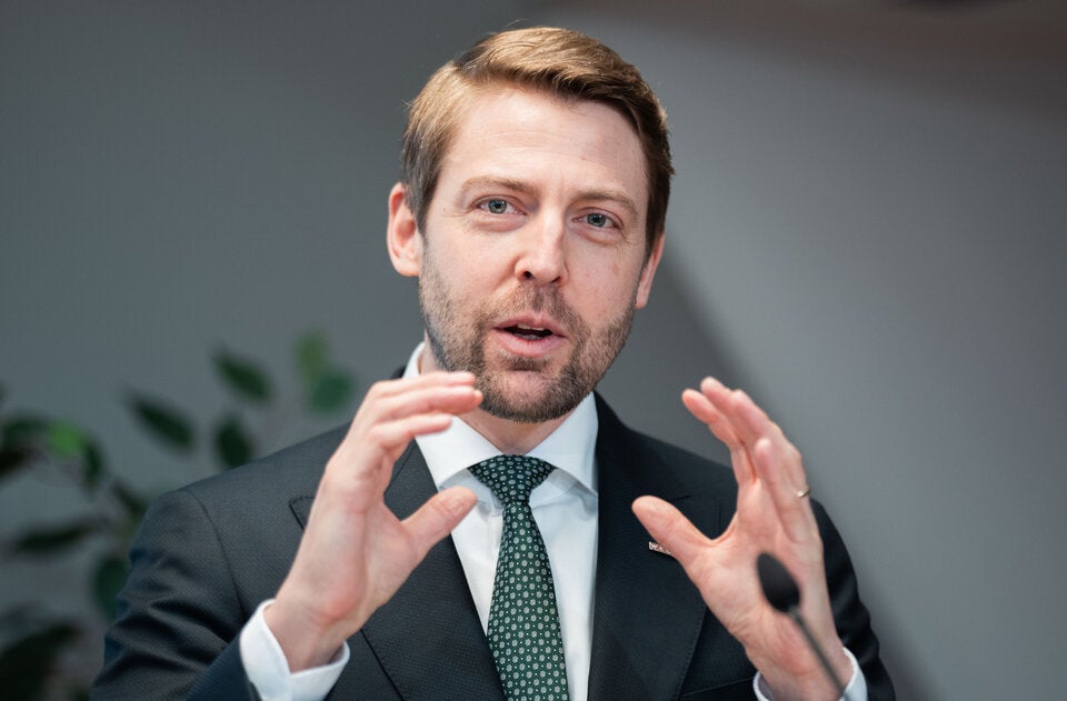 Wer folgt Mahrer als WKO-Chef?