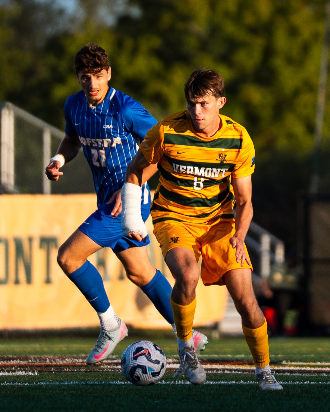 Vermont soccer vs Hofstra live score updates in 2025 NCAA Tournament
