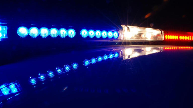 Northbound lanes of 101 Freeway completely closed in East Hollywood ...