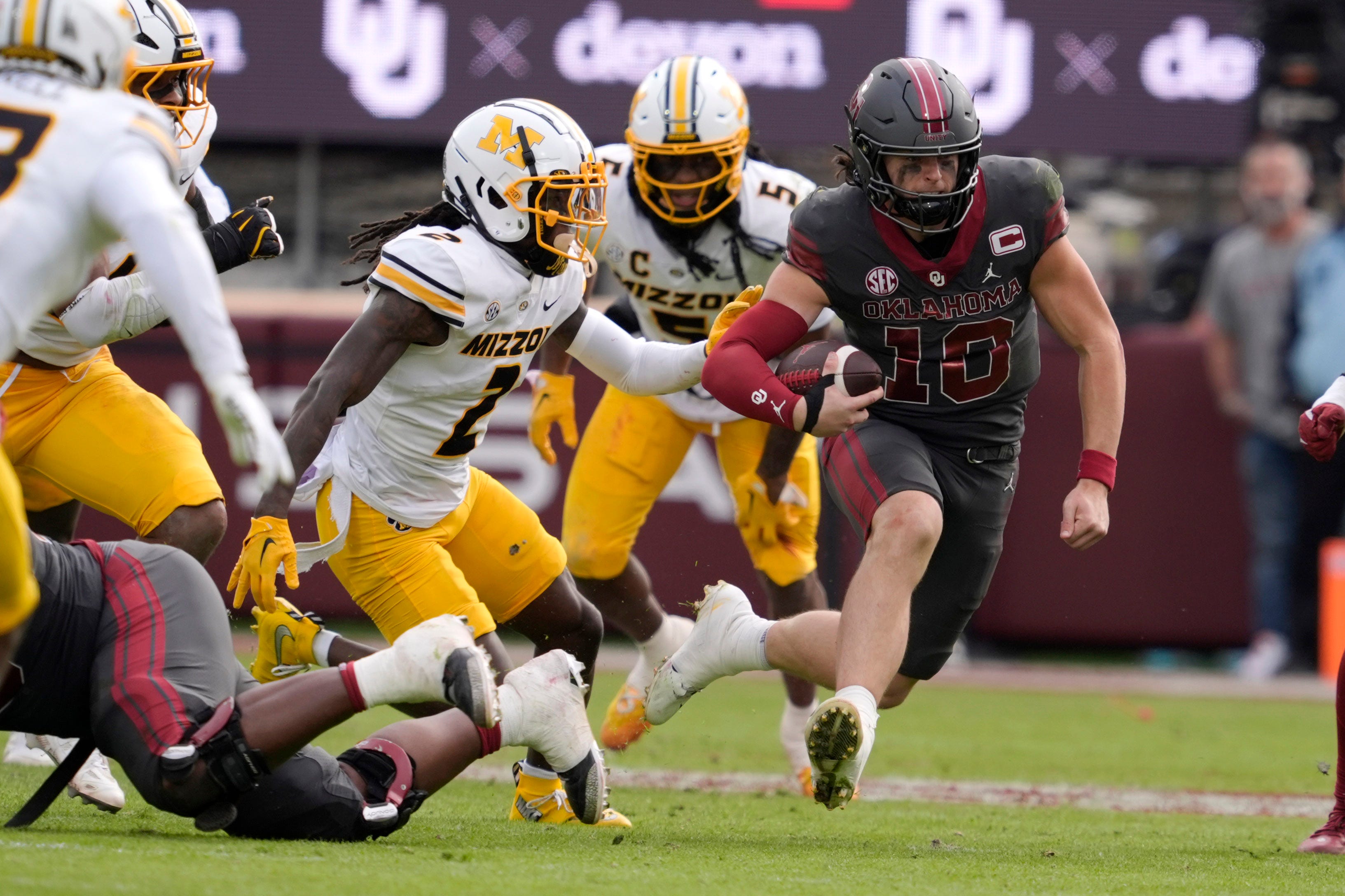 Will OU football offense lead to Sooners' CFP demise? Social media reacts