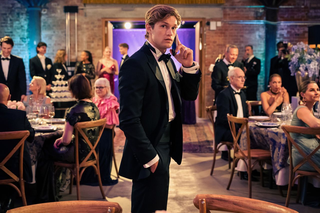 “Maxton Hall”'s Damian Hardung on Juggling Med School While Filming Hit ...