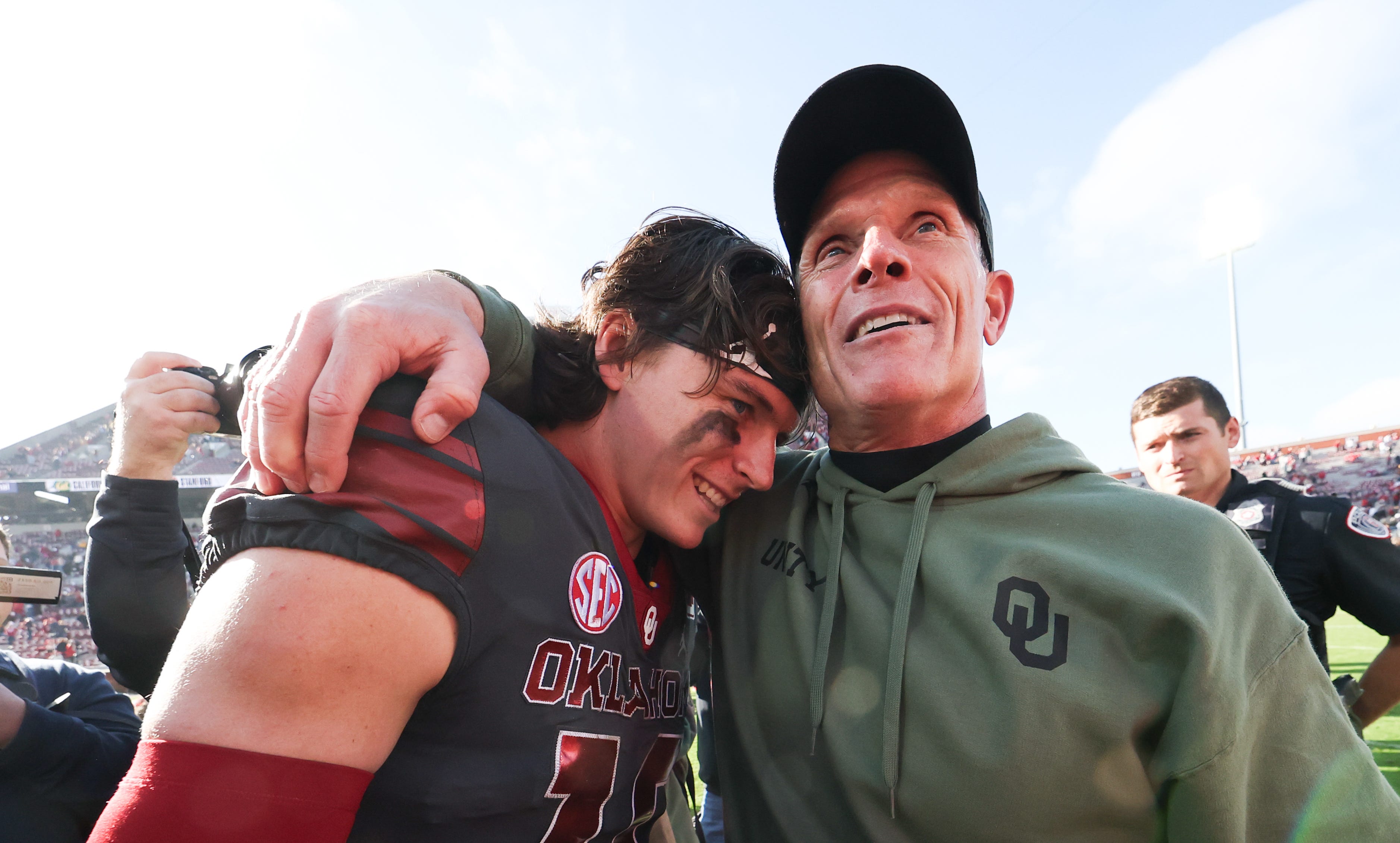 Oklahoma Sooners finish 2025 top 10 in US LBM Coaches Poll