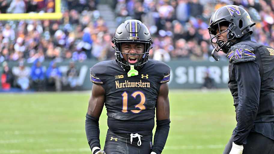 Northwestern Scores Dramatic First Wrigley Field Win in Final Home Game ...