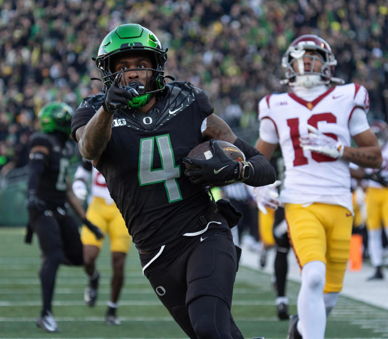 Malik Benson's resilience, patience key to Oregon's late-season surge