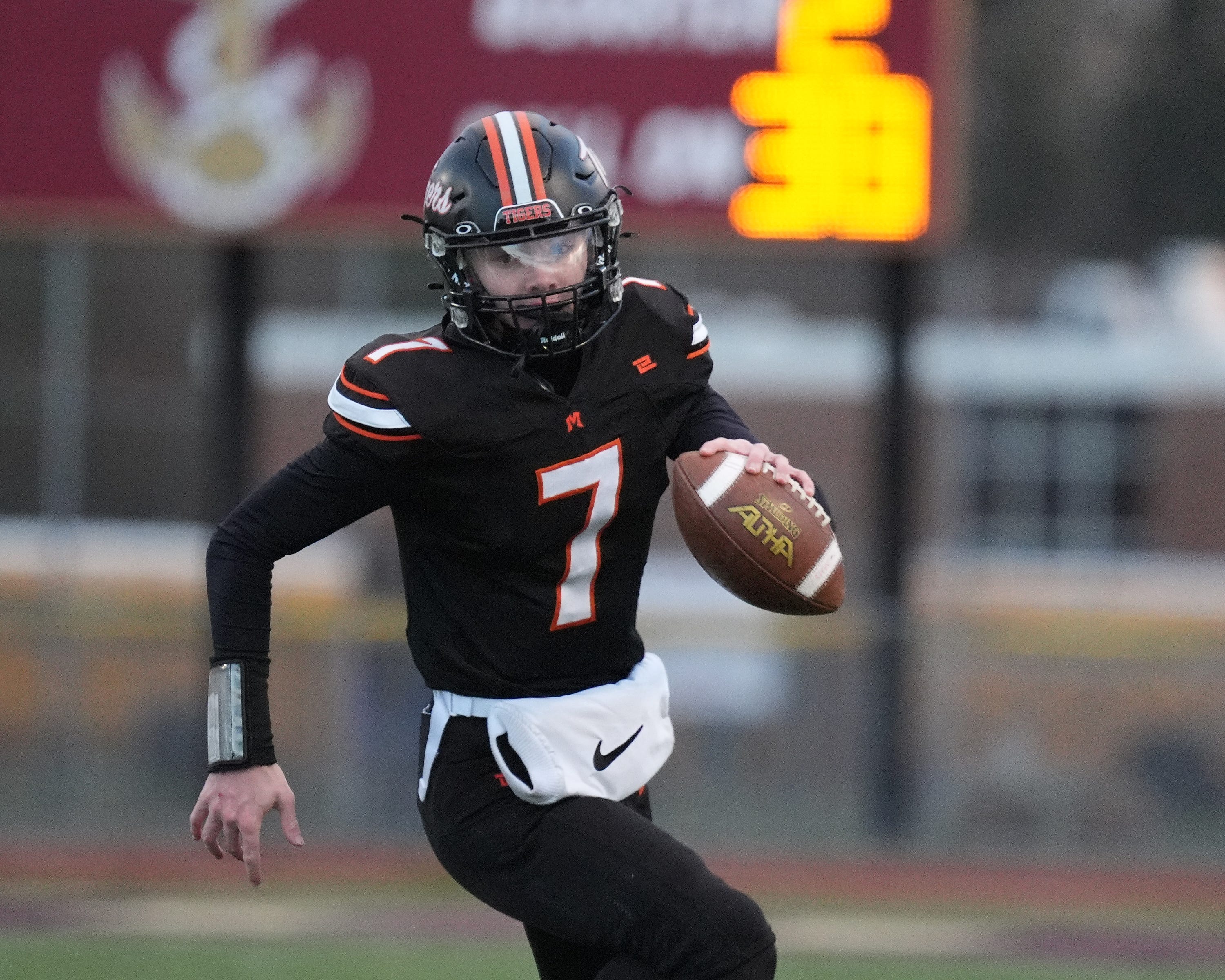 Mamaroneck, Sleepy Hollow, Rye, Bronxville, Tuckahoe football all win