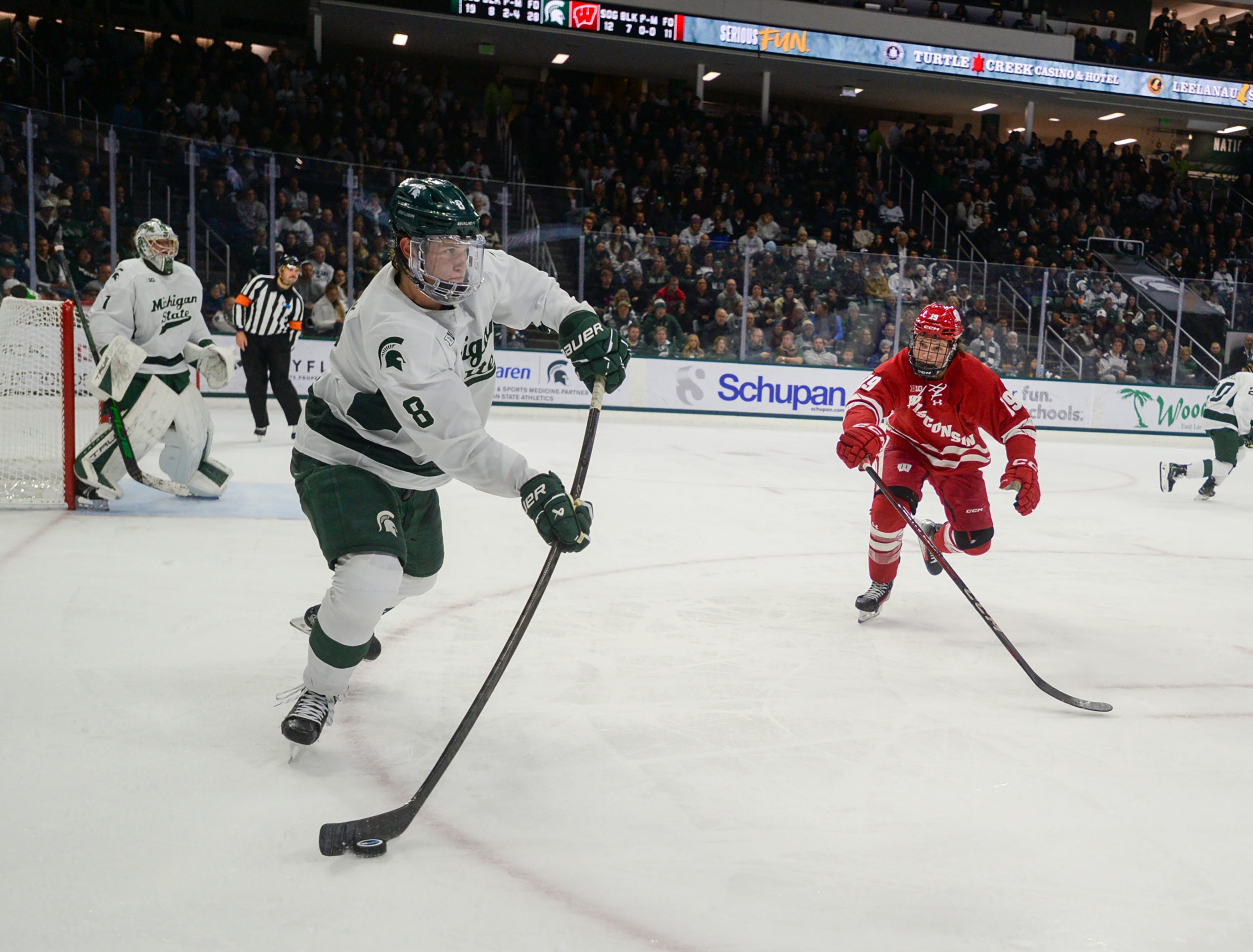 How to watch Michigan State hockey vs. Wisconsin on Friday