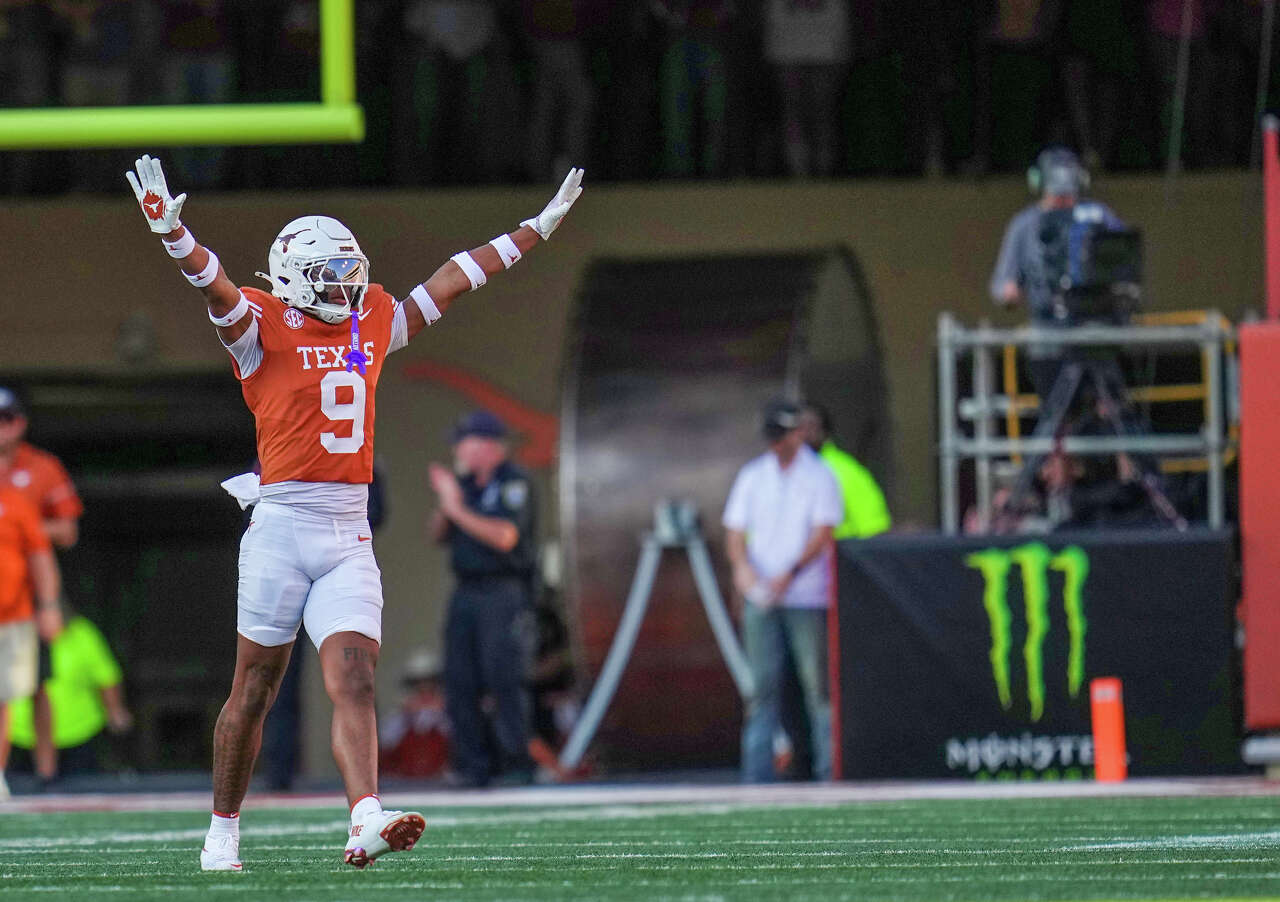 Texas vs Arkansas: Fans reaction to Longhorns' beatdown of rival Razorbacks