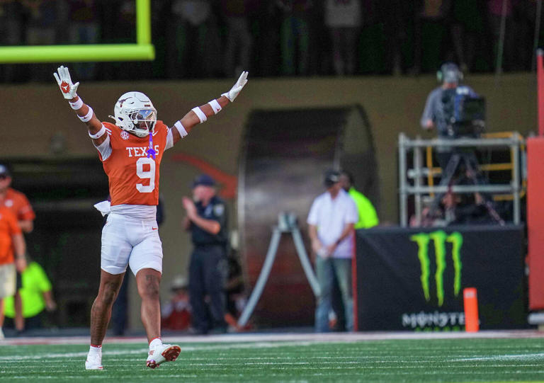 Texas vs Arkansas: Fans reaction to Longhorns' beatdown of rival Razorbacks