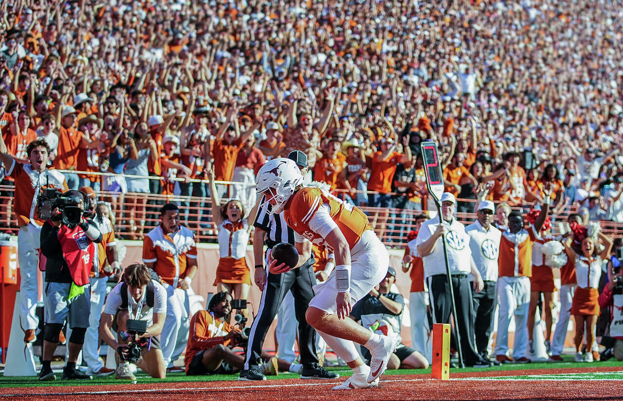 Texas does its part vs. Arkansas, but is it enough to impress College ...