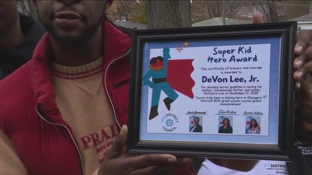 9-year-old honored for bravery after protecting mom in Avalon Park attack