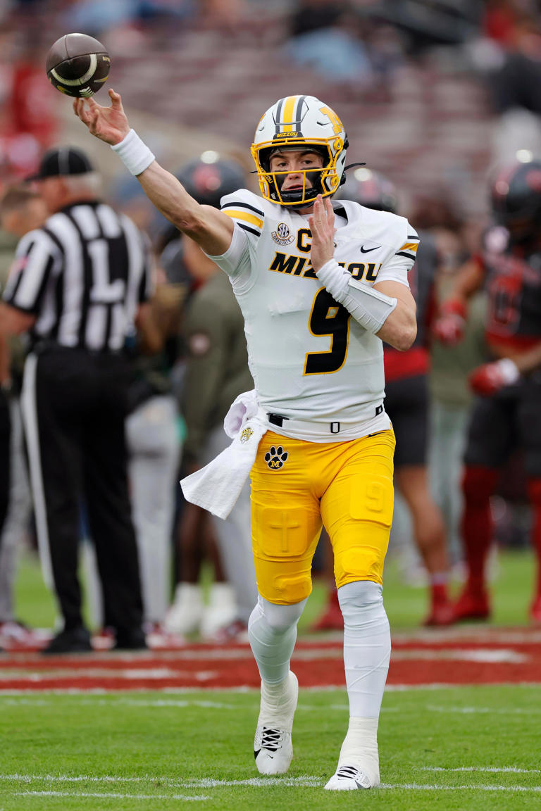 Missouri football's lackluster offense leads to road loss at Oklahoma