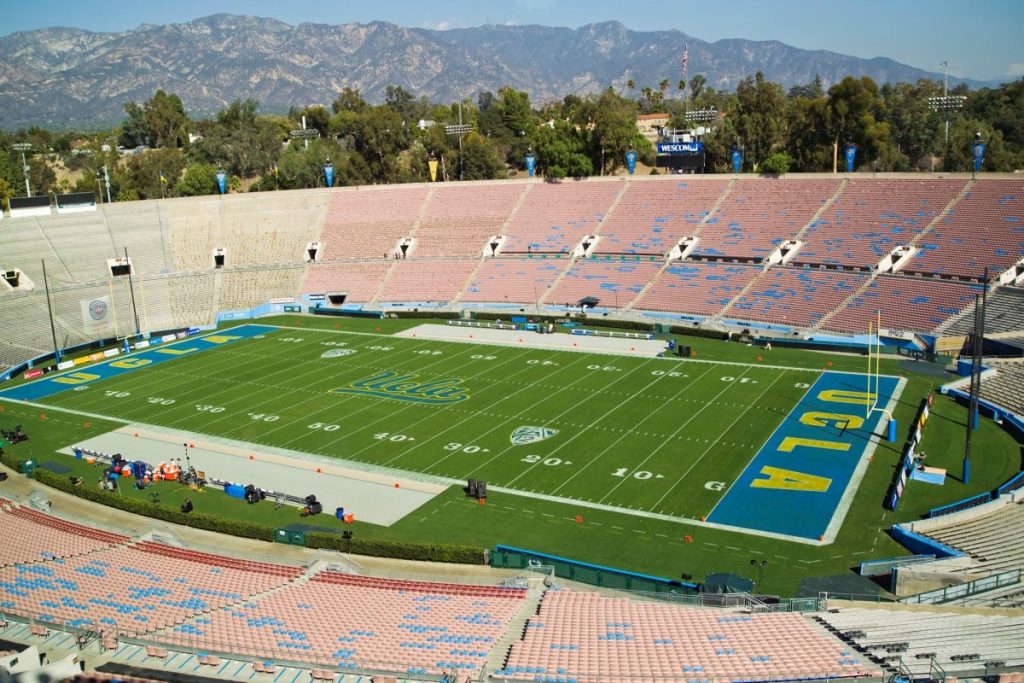 Legal fight erupts over UCLA’s possible move from the Rose Bowl