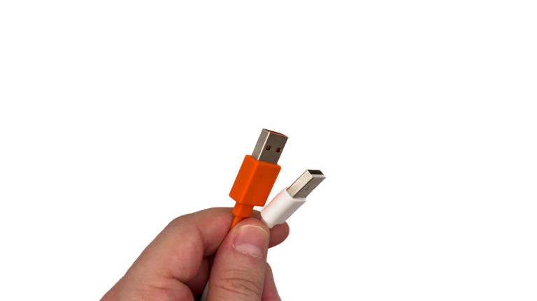 What Does It Mean When A USB Port Is Orange?