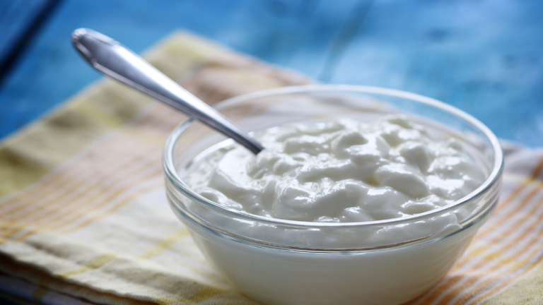 Dietitians reveal the perfect time to eat yogurt if you want a ...