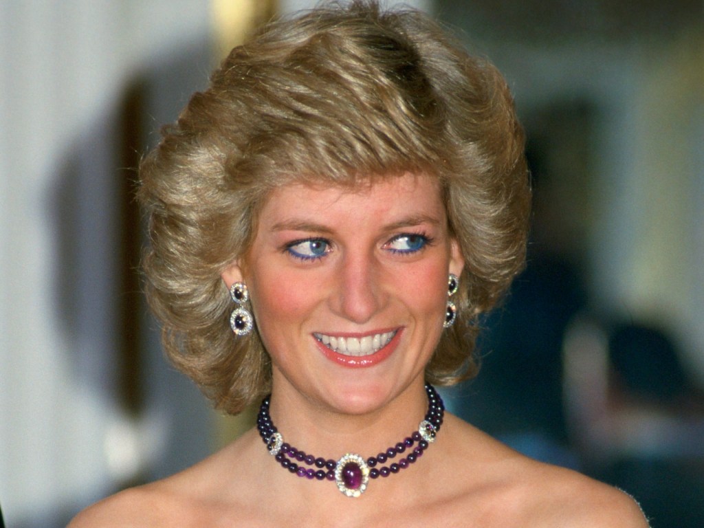 Princess Diana's ‘Revenge Dress' Just Became Museum History & Women ...