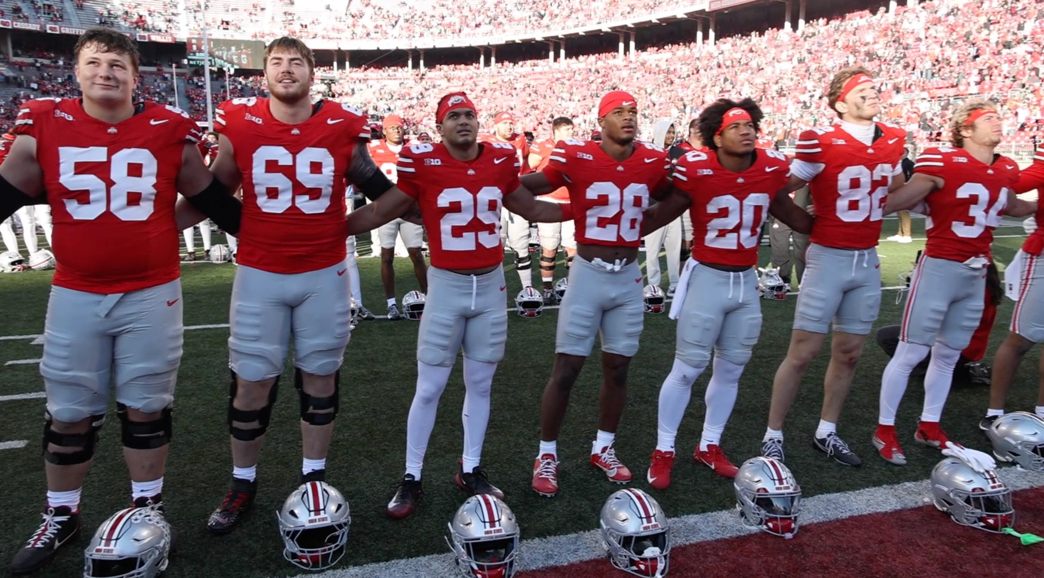 Ohio State players and fans sing ‘Carmen Ohio’ after last home game of ...
