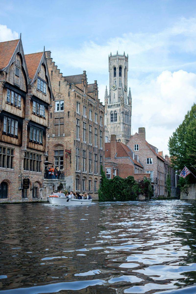 12 Cities Famous for Their Beautiful Old Towns