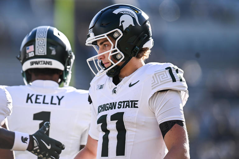 Alessio Milivojevic handling QB1 pressure for Michigan State football