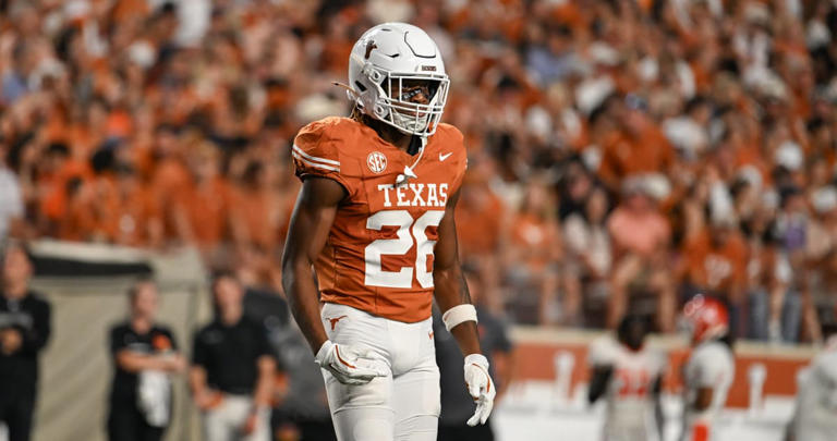 Texas LB Ty’Anthony Smith ejected for targeting vs. Arkansas, to miss ...