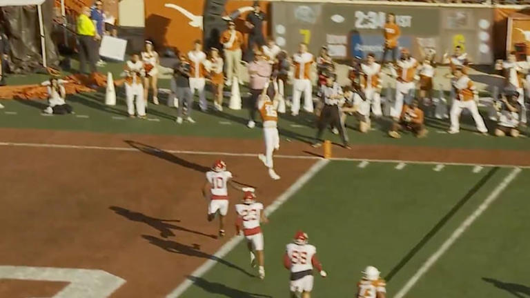 Arch Manning Caught a TD in Sweet Texas Trick Play Against Arkansas
