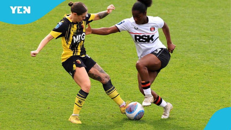 Freda Ayisi stuns fans with a victory over Kaka in two-touch game (Video)