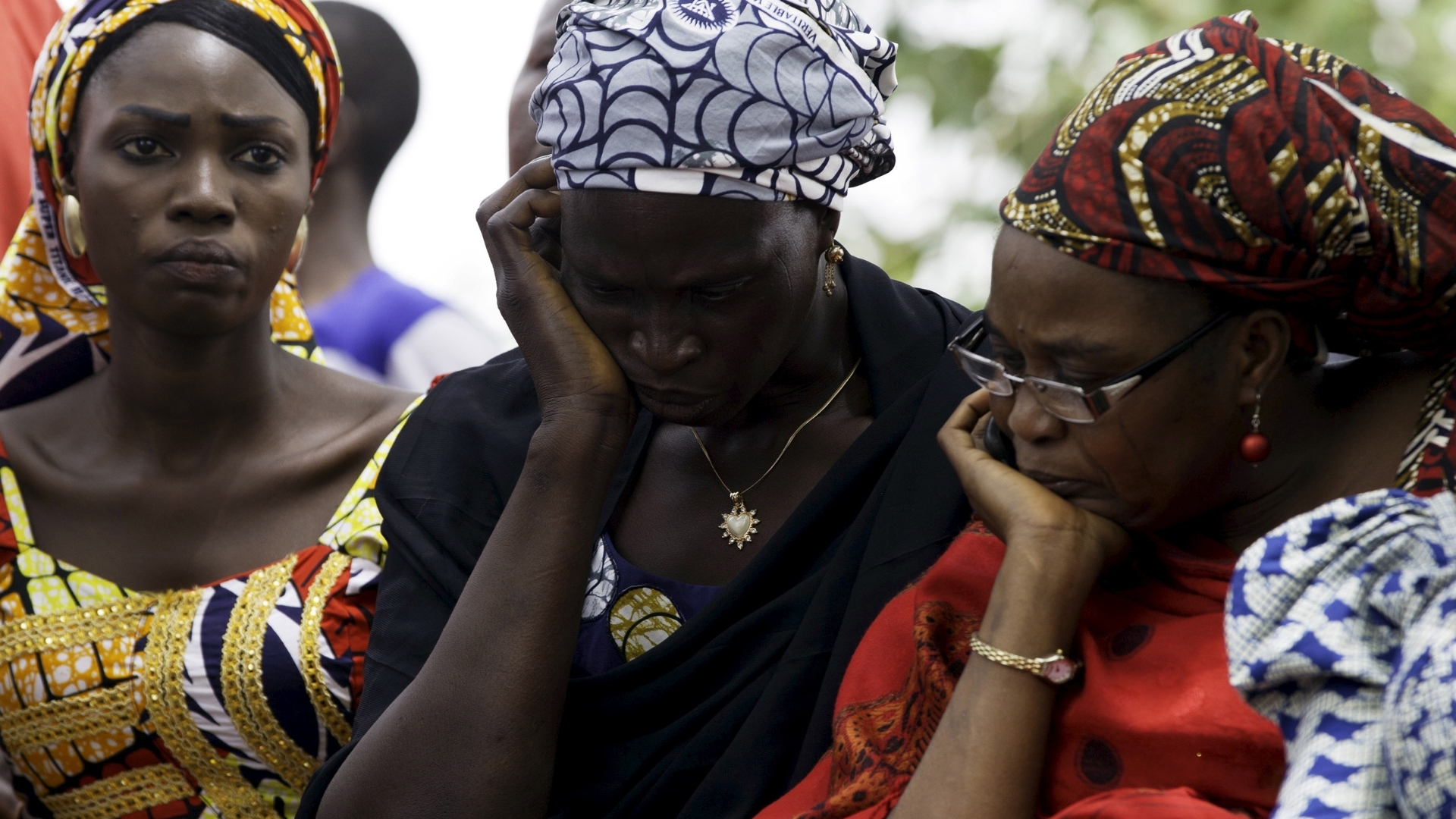 Mass school kidnapping in Nigeria: 300 students and teachers abducted