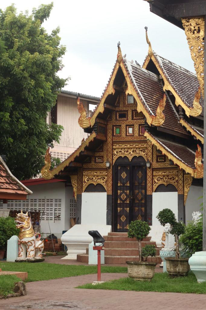 5 Days in Chiang Mai: Guide to Temples, Elephants and Food