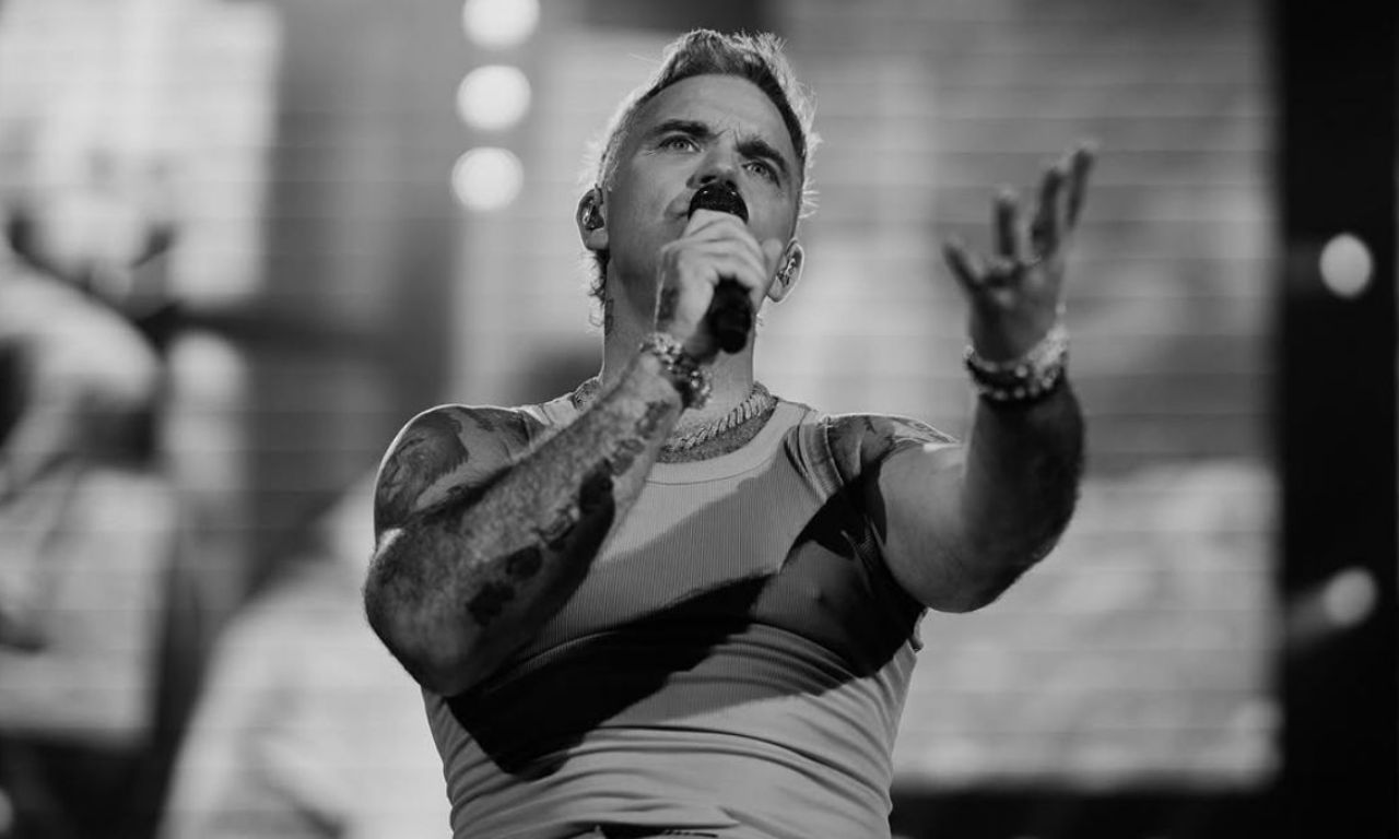 Robbie Williams asegura estar perdiendo la vista por usar medicamentos ...