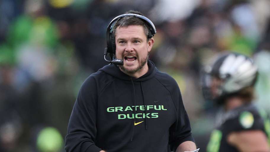 Live Score Updates As Oregon Looks To End USC's Playoff Hopes