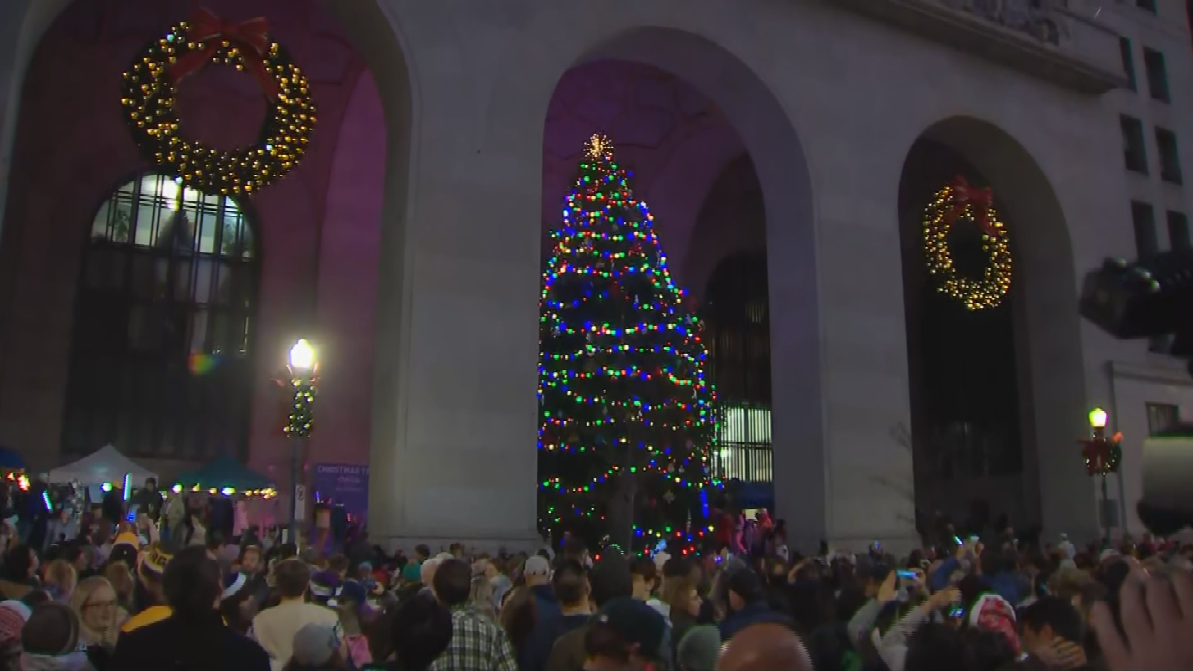 Pittsburgh Light Up Night 2025 underway after 110th Christmas tree ...
