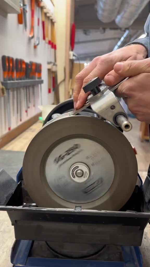 How I Tune and Sharpen My Hand Plane for Flawless Woodworking