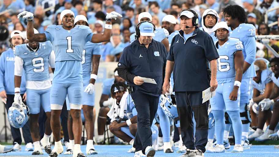 Bill Belichick’s gf Jordon Hudson flexes UNC fit to spite his son’s ...