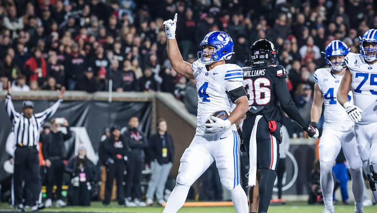 Highlights, key plays and photos from BYU’s win over Cincinnati