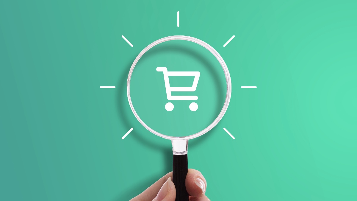 Fraud Alert! Experts Share How To Spot Counterfeit Items When Shopping ...