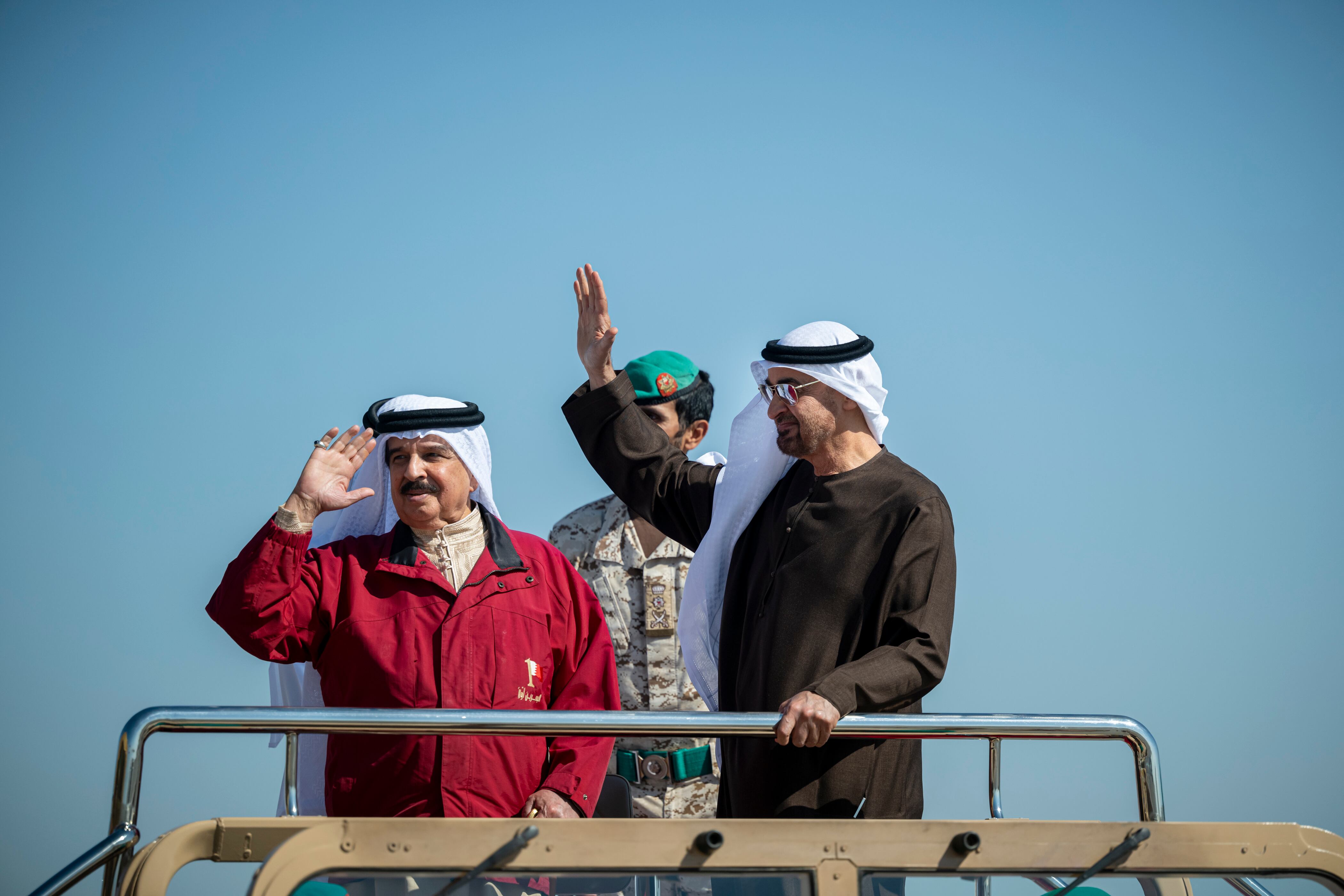 UAE and Bahrain leaders oversee joint military drill