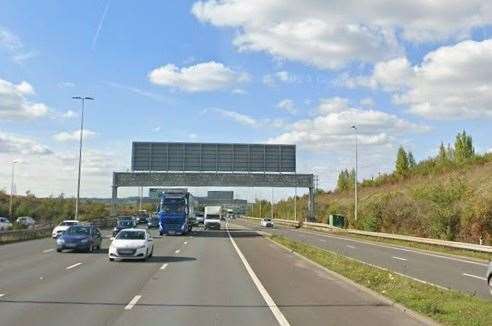 A2 closed eastbound between A2260 (Ebbsfleet) and A227 (Gravesend) due ...