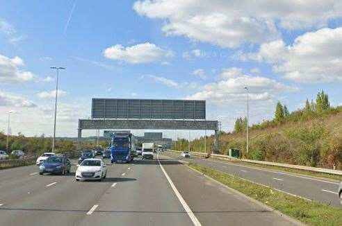 A2 closed eastbound between A2260 (Ebbsfleet) and A227 (Gravesend) due ...