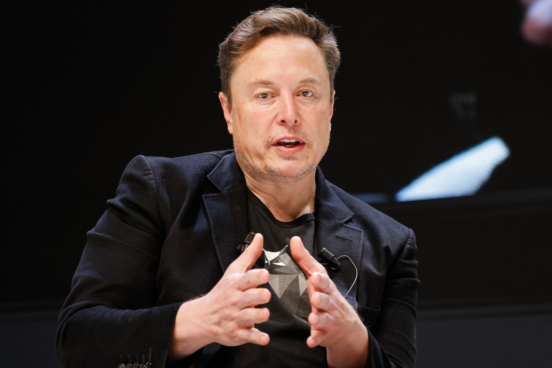 “Elon Musk is een zielige lafaard”