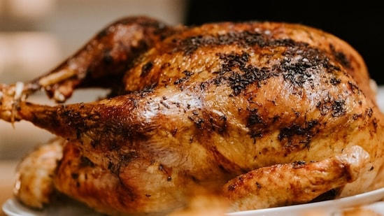 Chicken vs fish: Breaking down the protein, nutrients and health perks ...