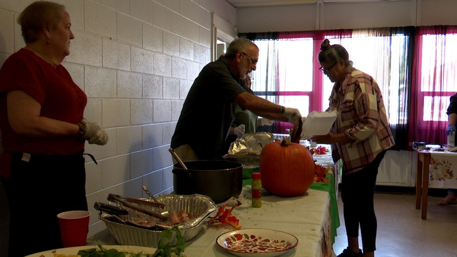 2 churches collaborate to host Thanksgiving Feast for the Columbus ...