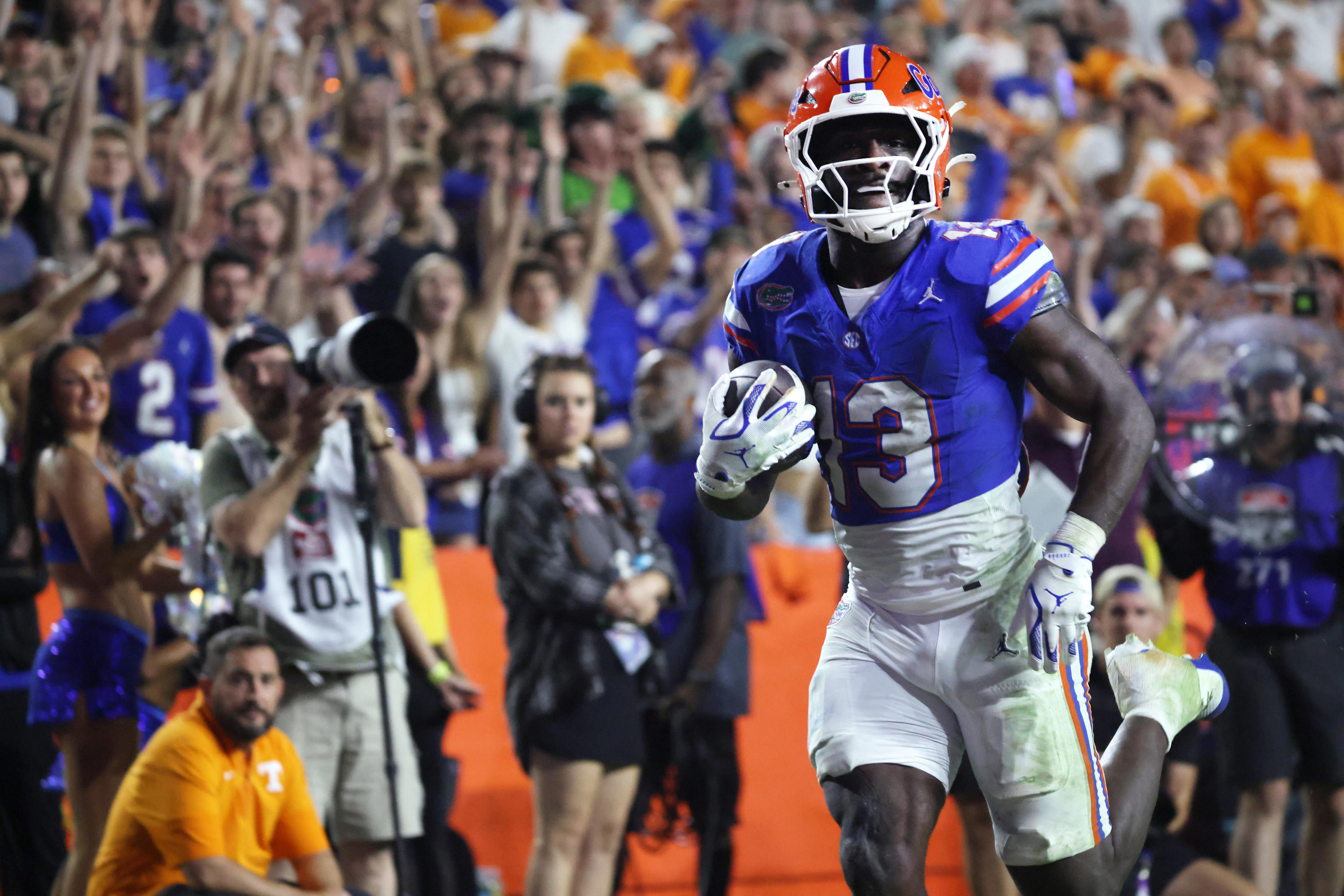 RB Jadan Baugh re-signs with Florida Gators for 2026