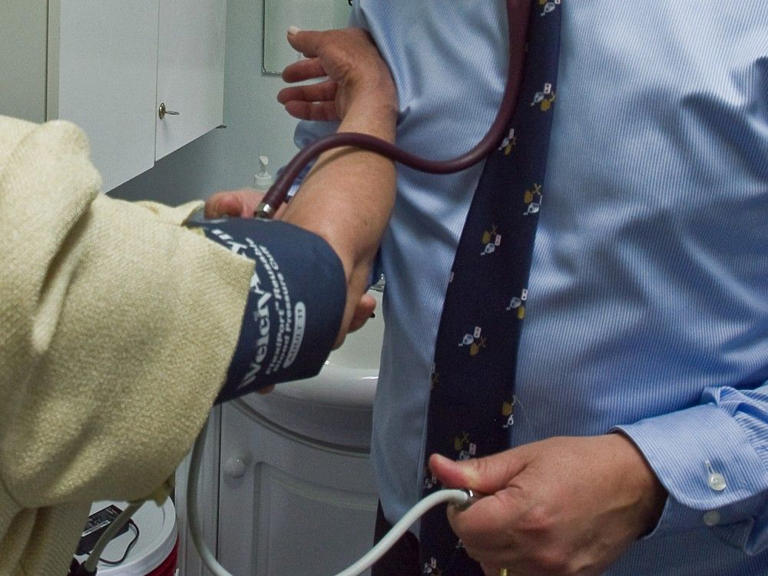 11 medical specialists withdraw from MUHC over Bill 2