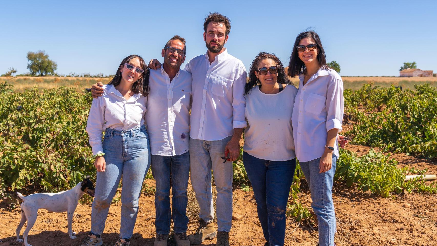Antonio, el joven que elabora el mejor vino tinto de Castilla-La Mancha ...