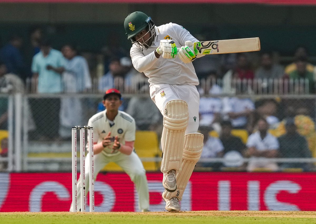 Guwahati Test: Muthusamy, Verreynne defy India to take SA to 316 for ...